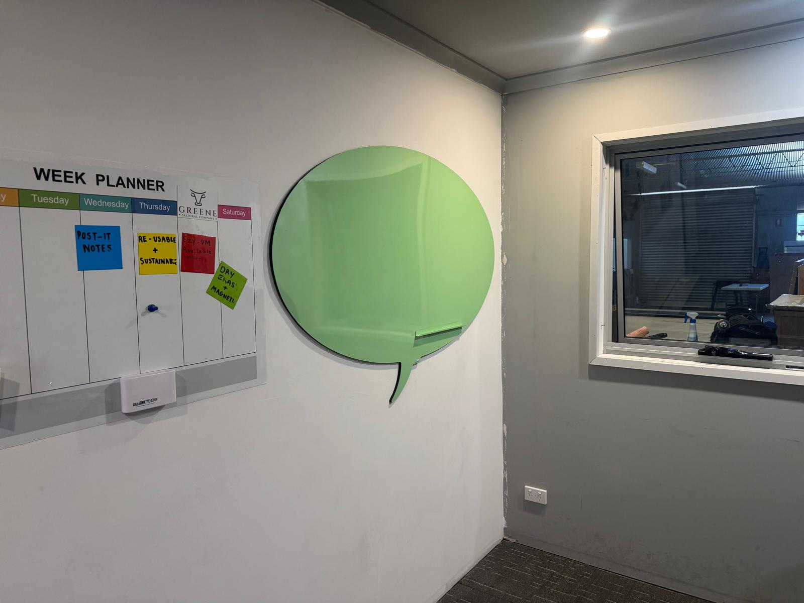 Skin Frameless Whiteboard – Collaborative Design Space